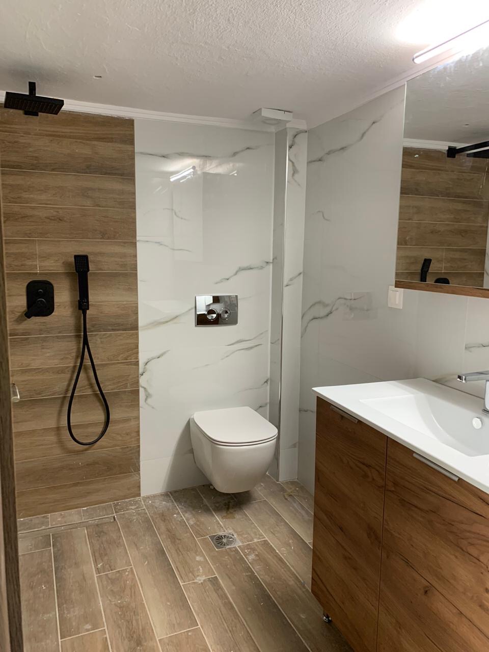 ΑΝΑΚΑΙΝΙΣΗ ΜΠΑΝΙΟΥ – ThesAnakainisi